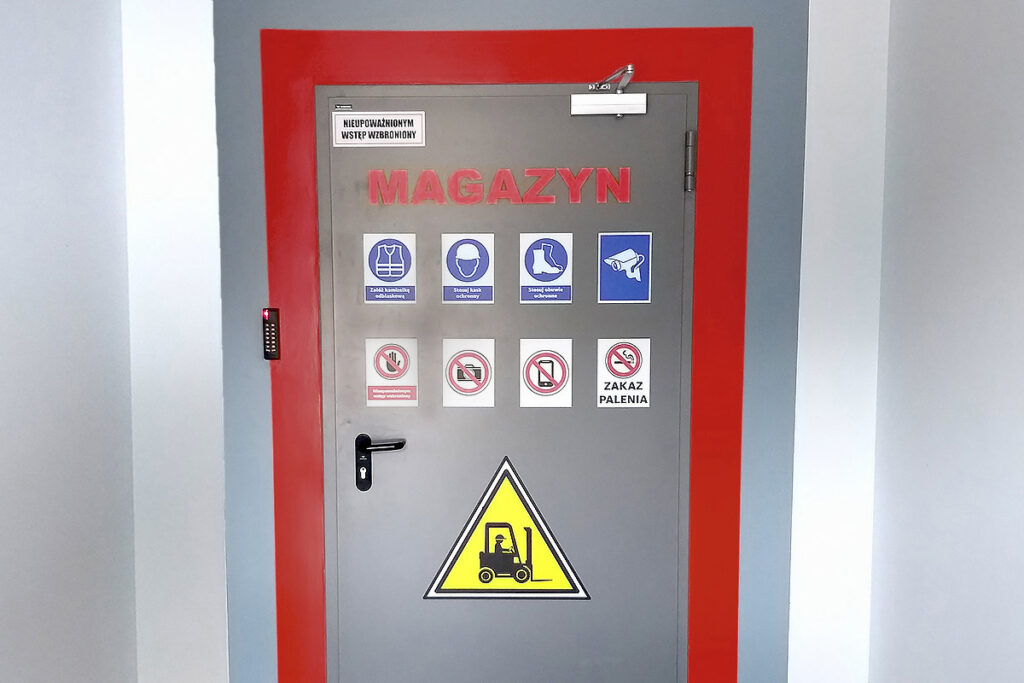 Information and advertising signs - HKK Group